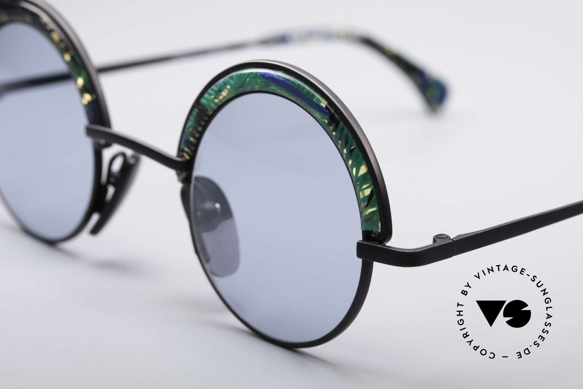 Sunglasses Alain Mikli 631 / 391 Round Designer Shades