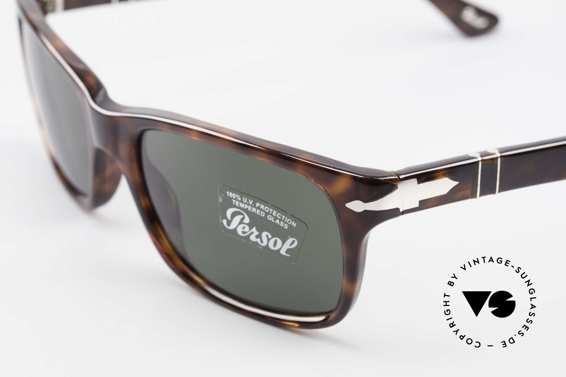 Sunglasses Persol 3048 Timeless Designer Sunglasses
