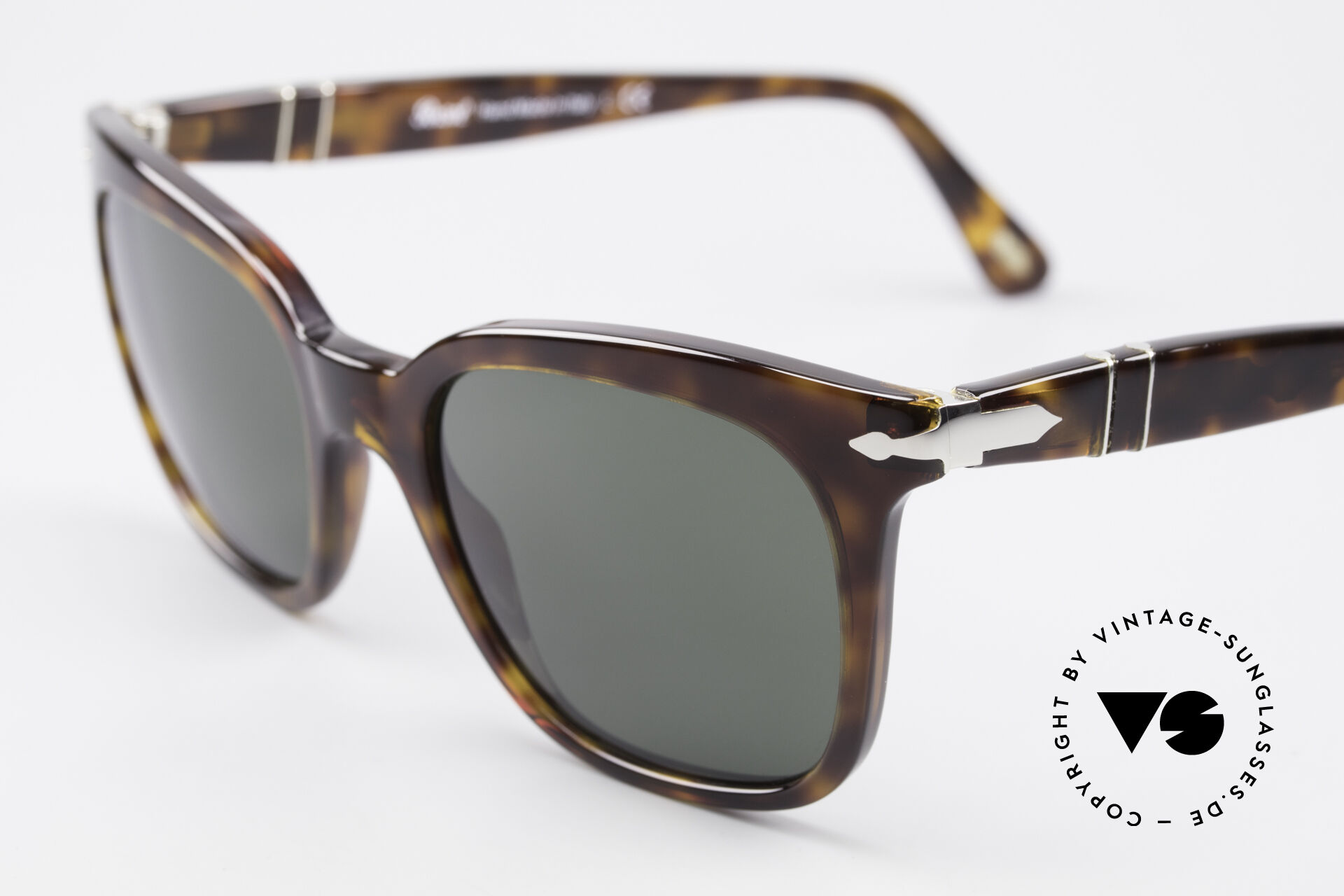 james bond persol sunglasses