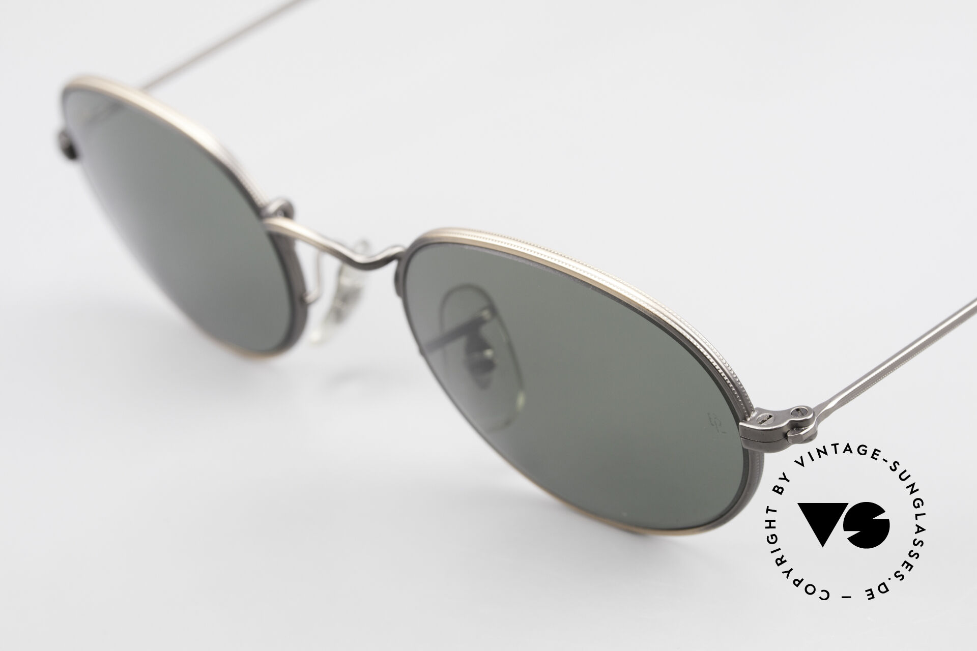 Sunglasses Ray Ban Classic Style I Oval Ray-Ban Sunglasses B&L