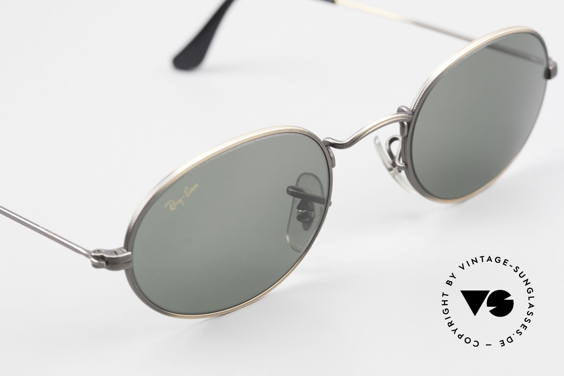 Sunglasses Ray Ban Classic Style I Oval Ray-Ban Sunglasses B&L