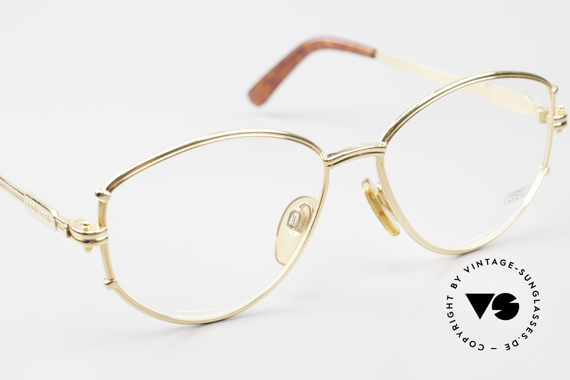 Glasses Gerald Genta New Classic 07 Extraordinary Ladies Glasses