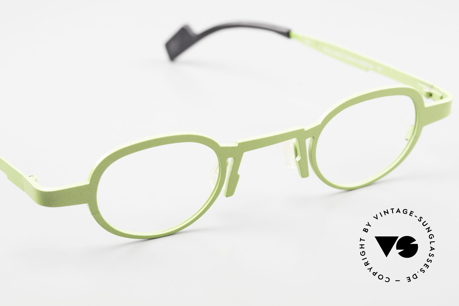 Glasses Theo Belgium Max Ladies & Gents Titanium Frame