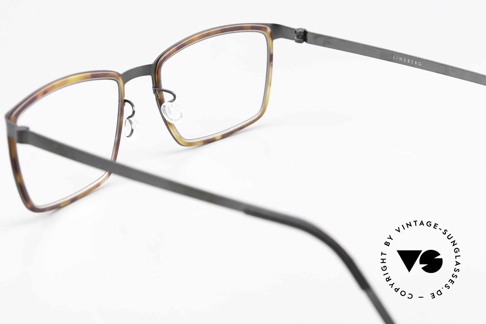 Glasses Lindberg 9711 Strip Titanium Striking Men's Eyeglasses