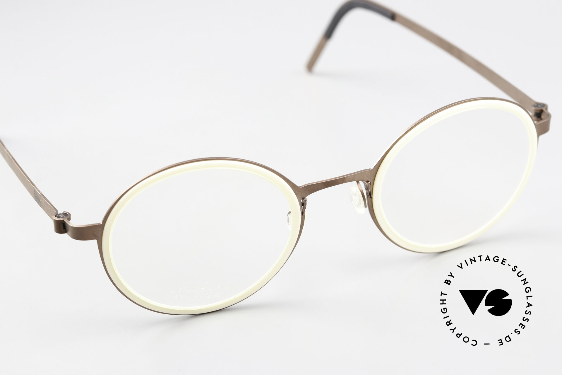 Glasses Lindberg 9707 Strip Titanium Round Titanium Frame Unisex