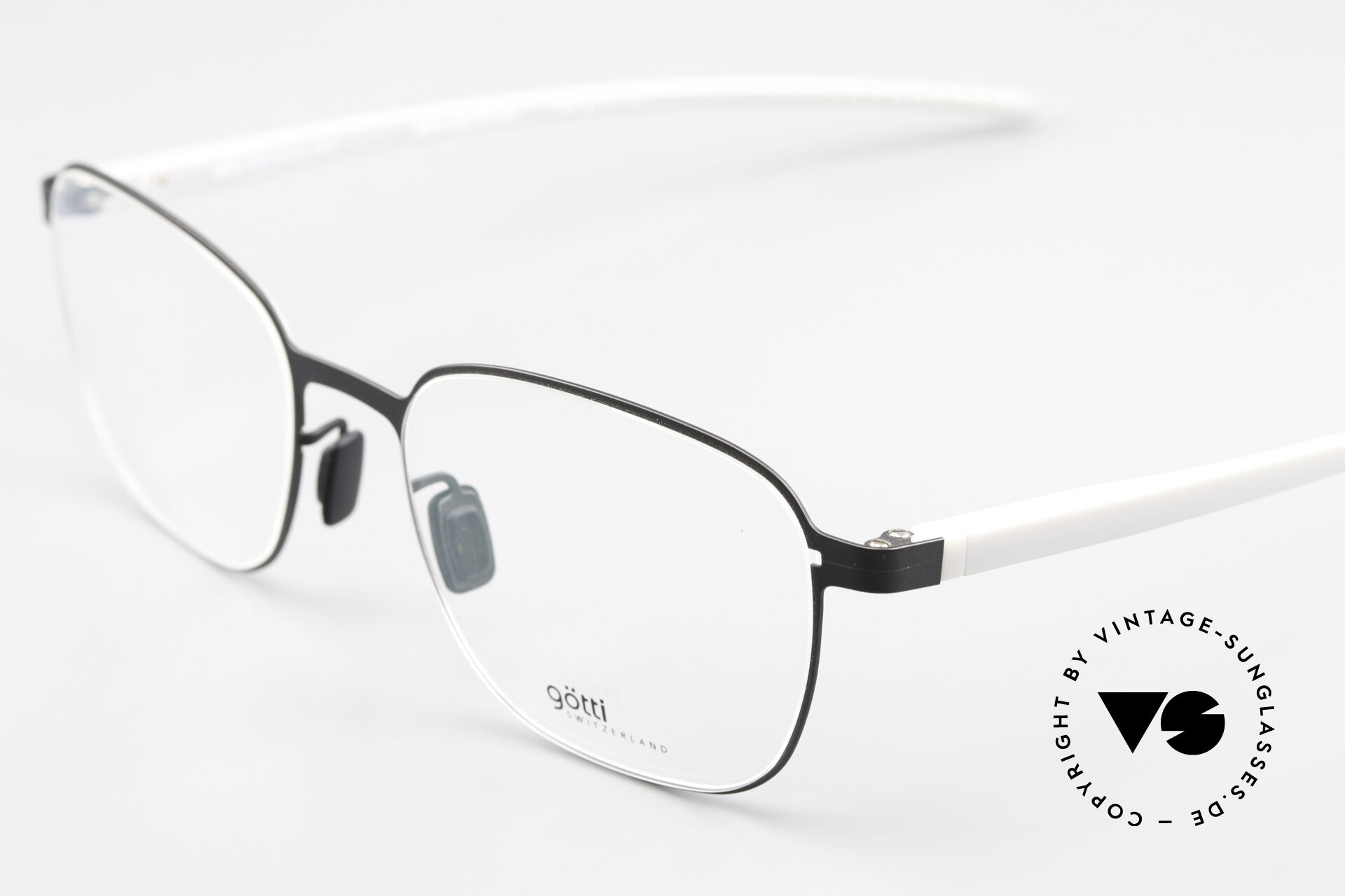 Sunglasses Götti Taku Super Light Titanium Frame