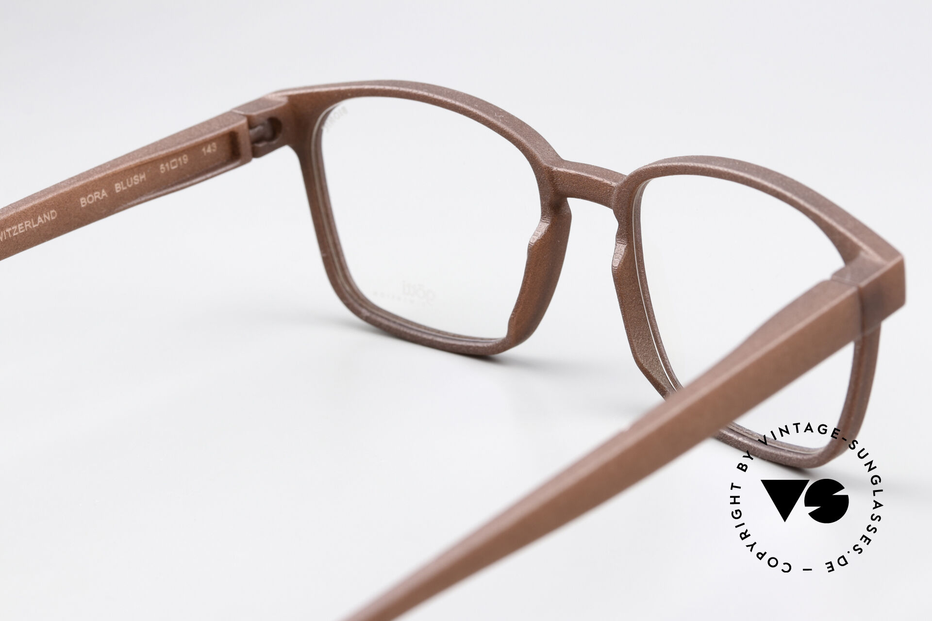 Glasses Götti Bionic Bora Less Is More Frame Design