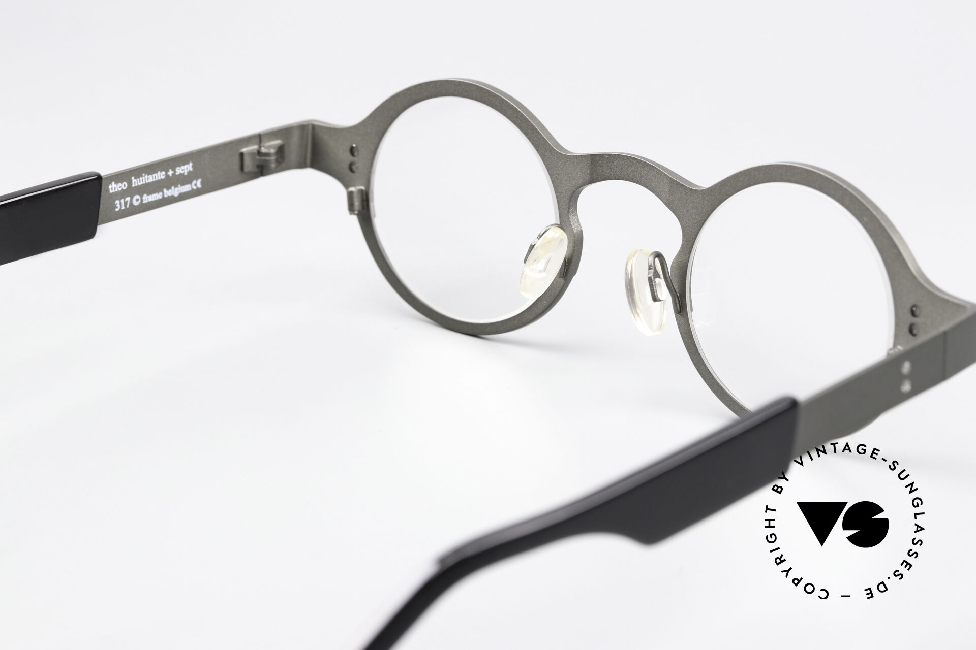 Glasses Theo Belgium Huitante Sept Two-Tone Designer Glasses