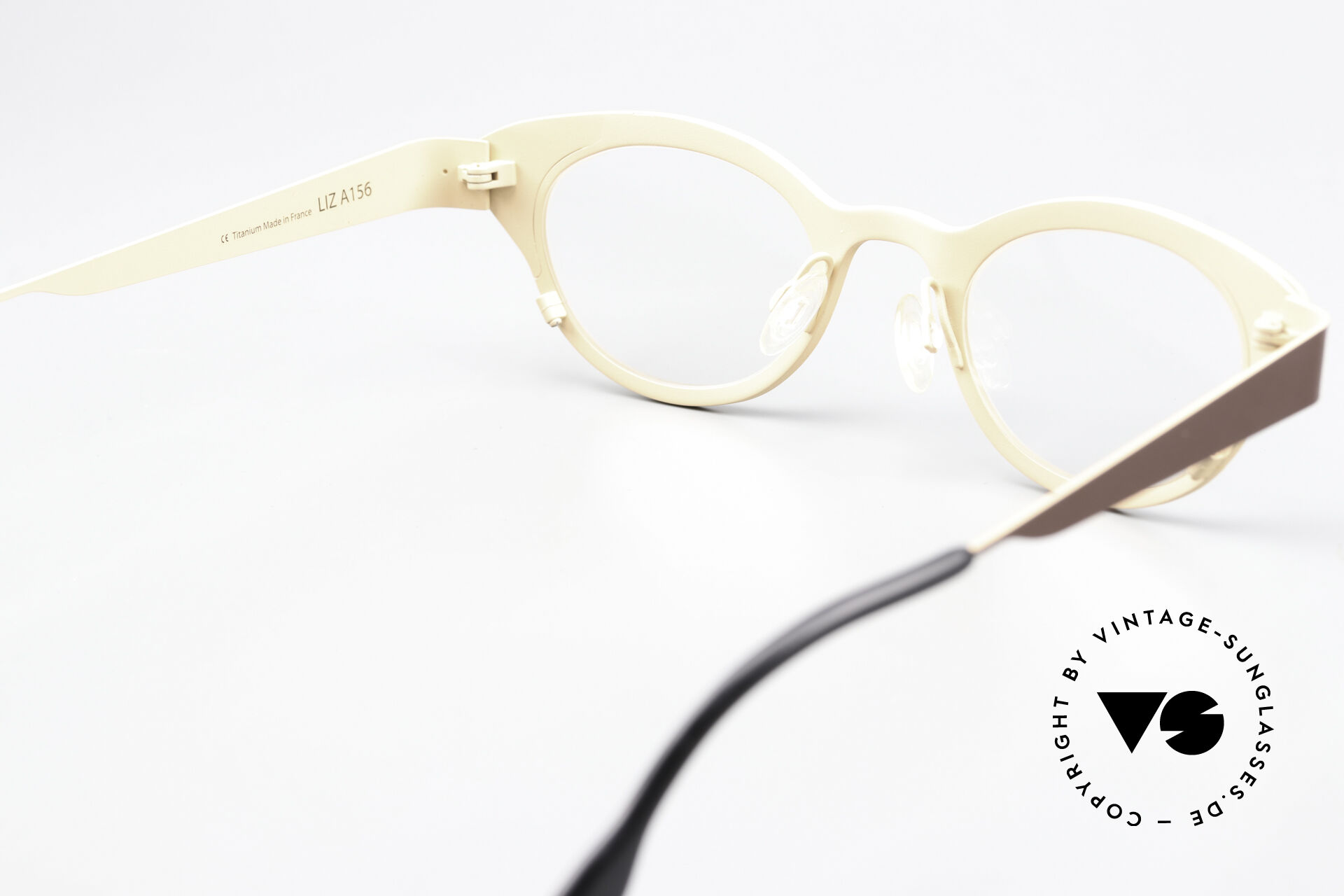 Glasses Anne Et Valentin Liz Titanium Frame For Ladies