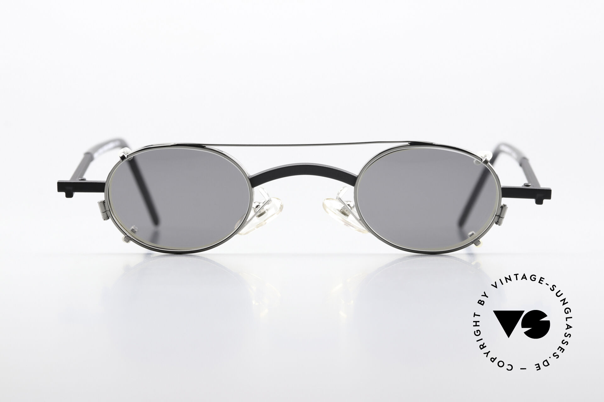 Sunglasses Christian Roth 2505 Oval Frame Silver Clip On
