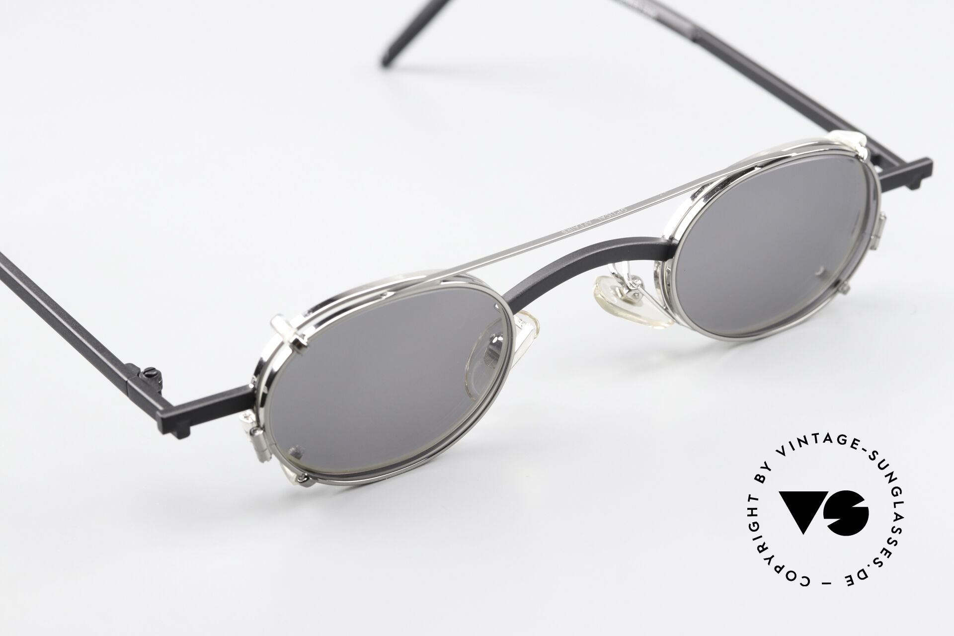 Sunglasses Christian Roth 2505 Oval Frame Silver Clip On