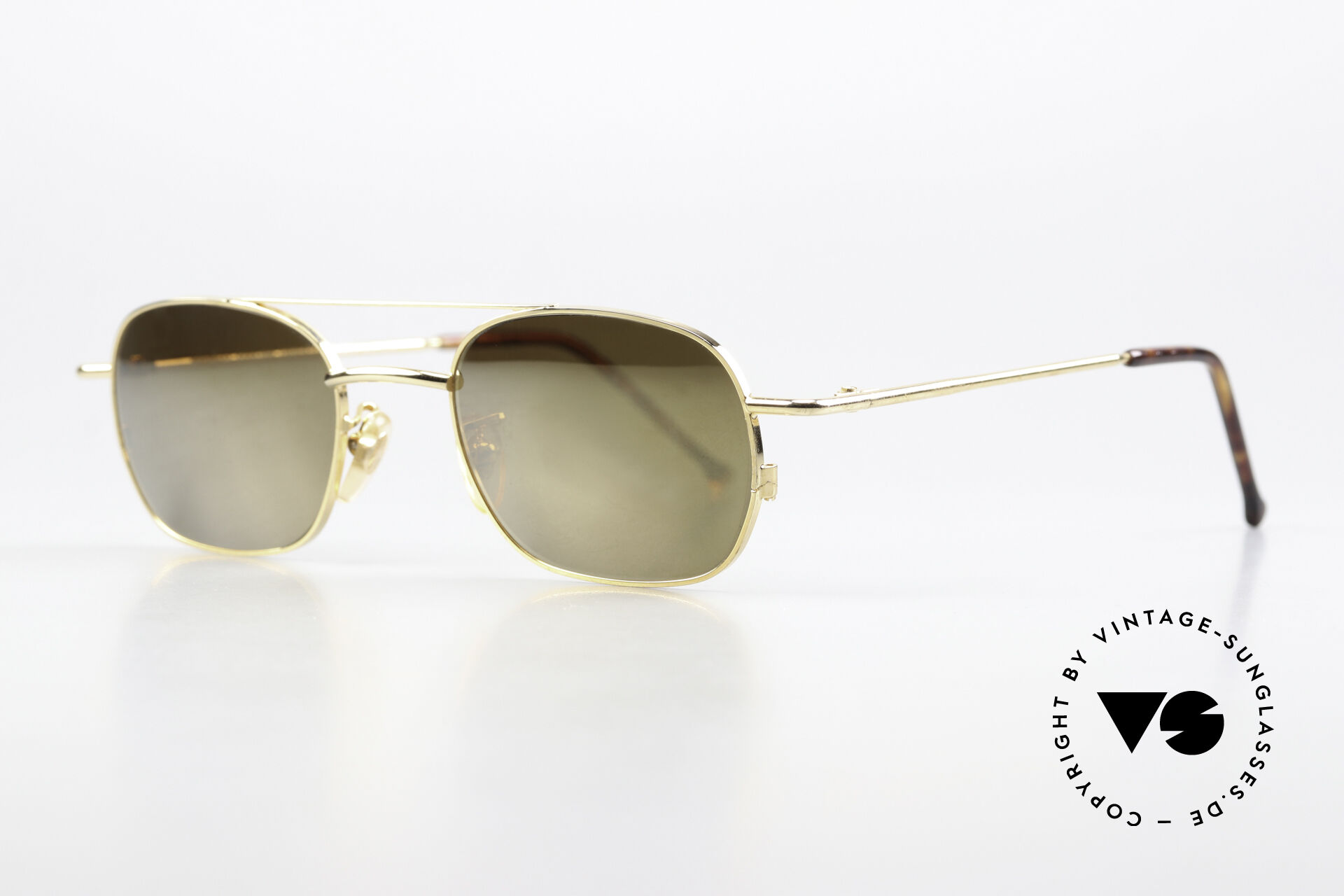 Sunglasses Christian Roth 2403 Sun Lenses Gold Mirrored