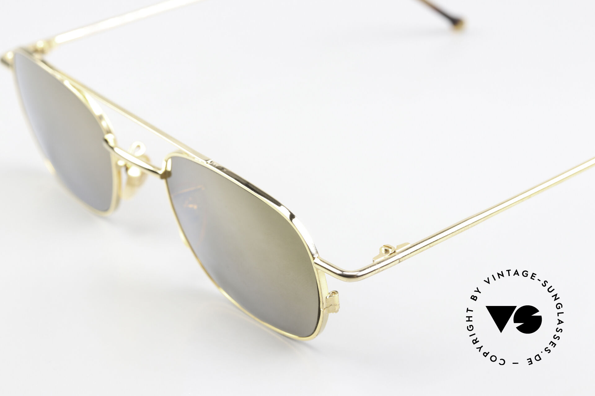 Sunglasses Christian Roth 2403 Sun Lenses Gold Mirrored