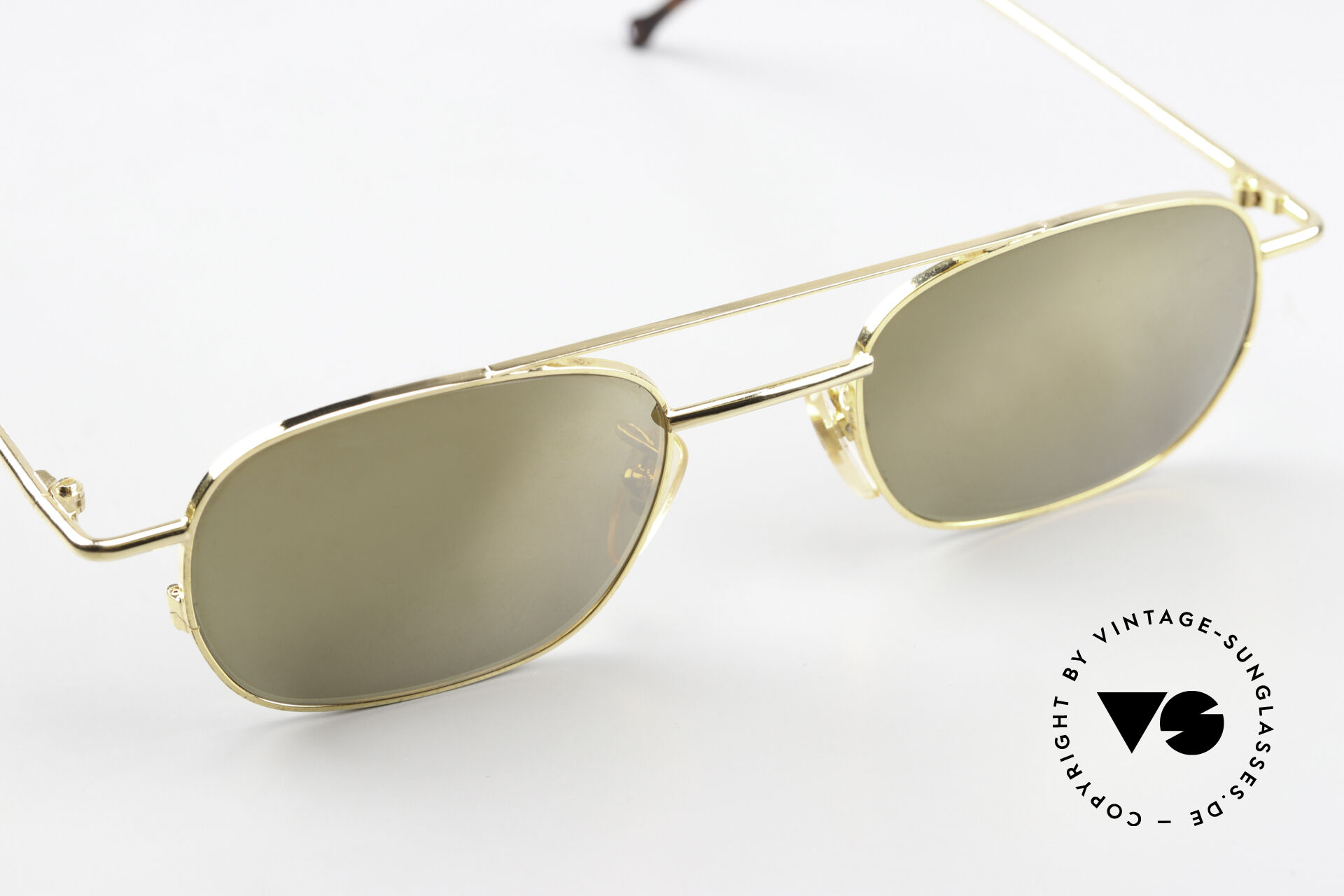 Sunglasses Christian Roth 2403 Sun Lenses Gold Mirrored