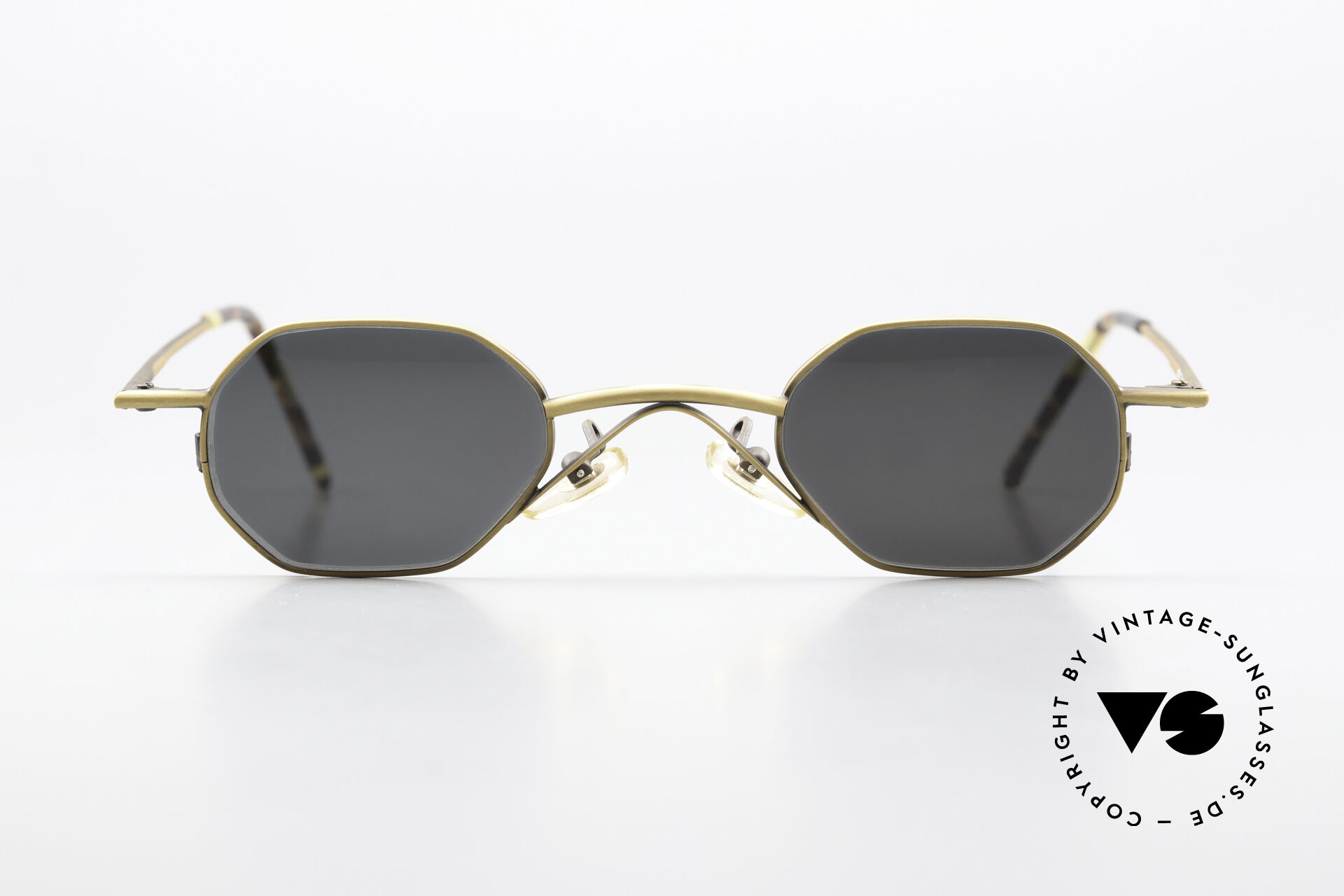 Sunglasses Christian Roth 2401 Optical Affairs From 1992