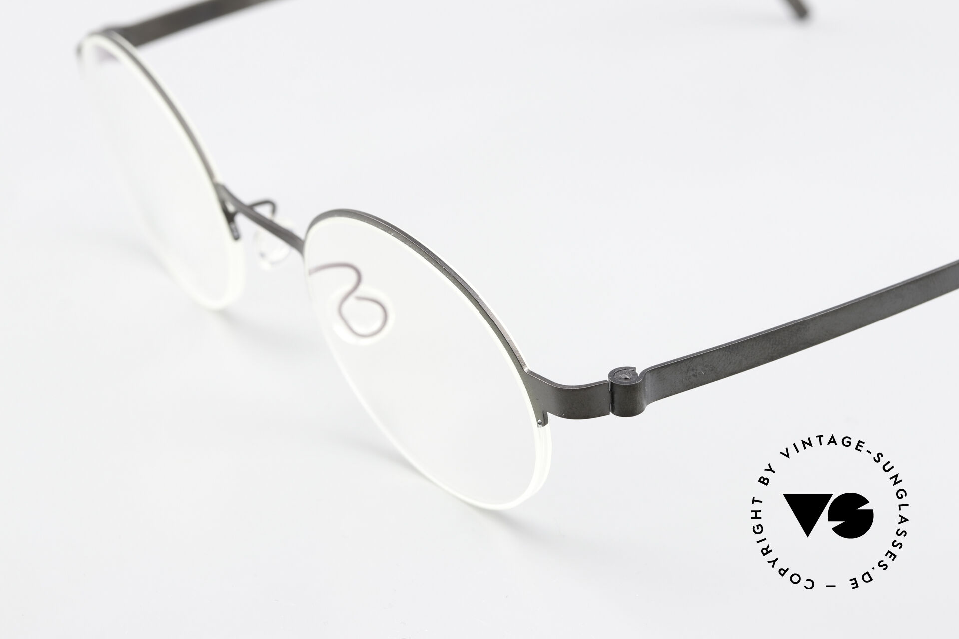 Glasses Lindberg 7413 Strip Titanium Round Nylor Frame Black