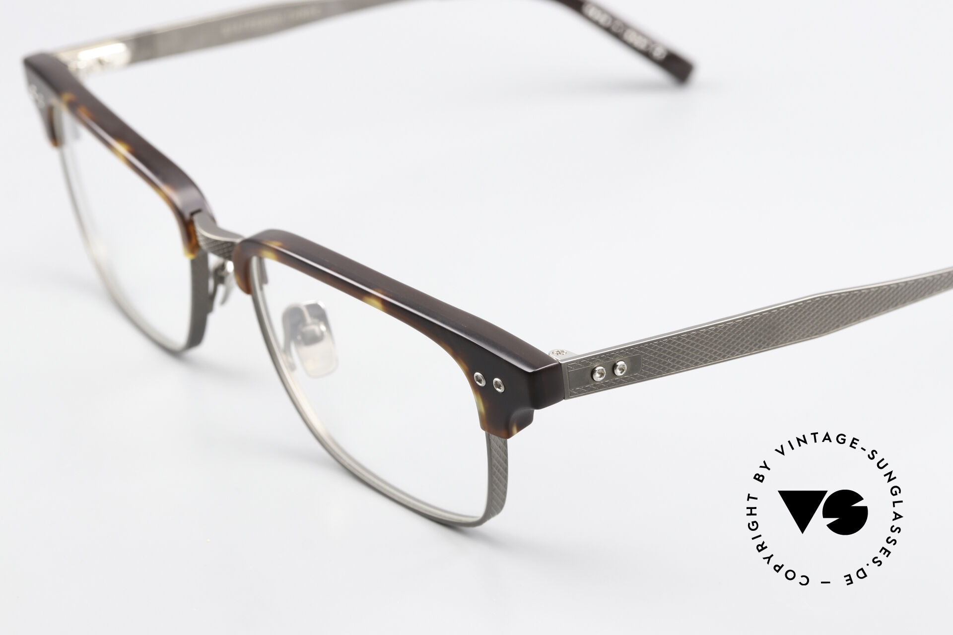 dita statesman three