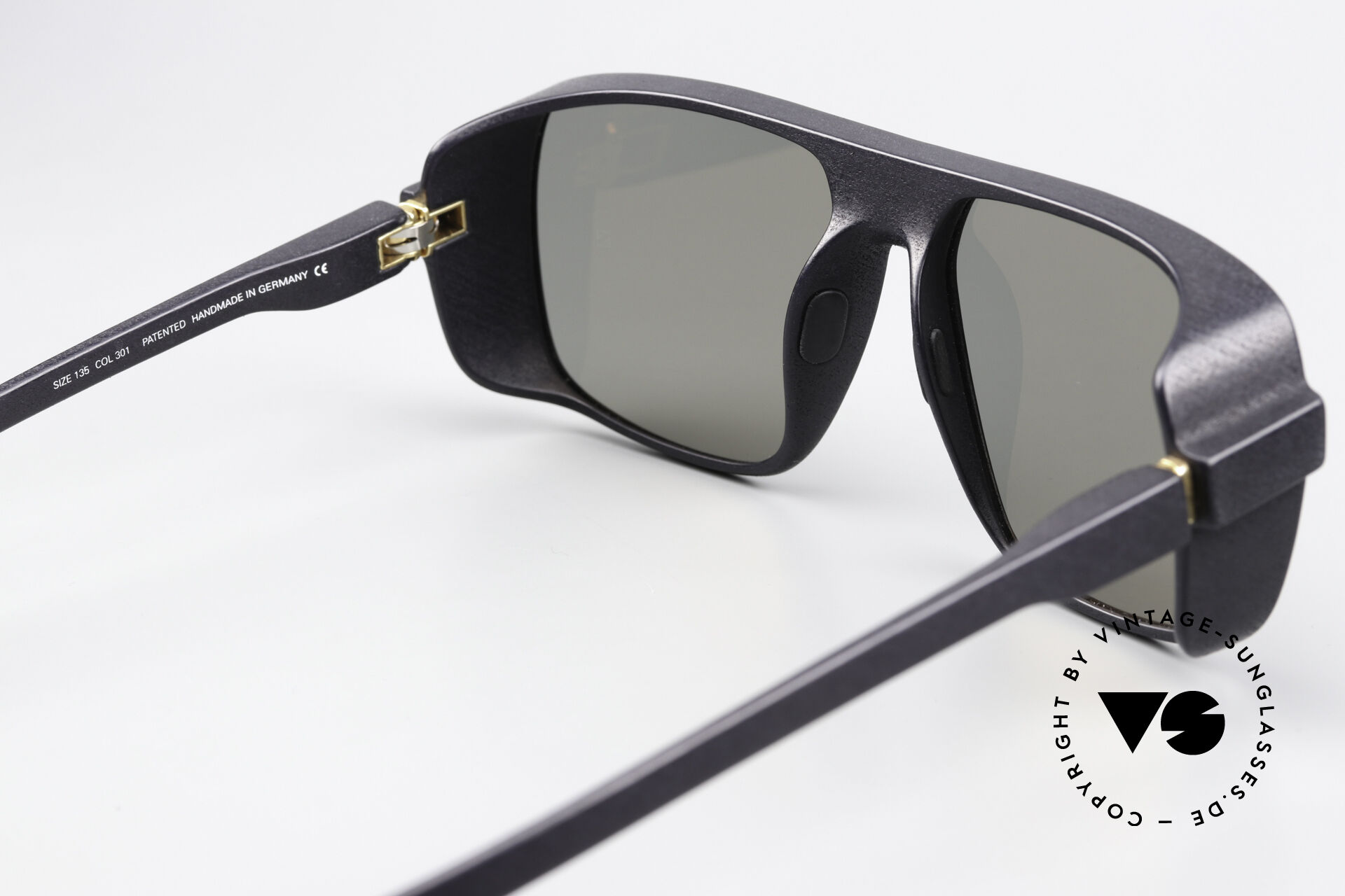 Sunglasses Mykita Mylon Daggoo Pitch Black Lightgold Flash