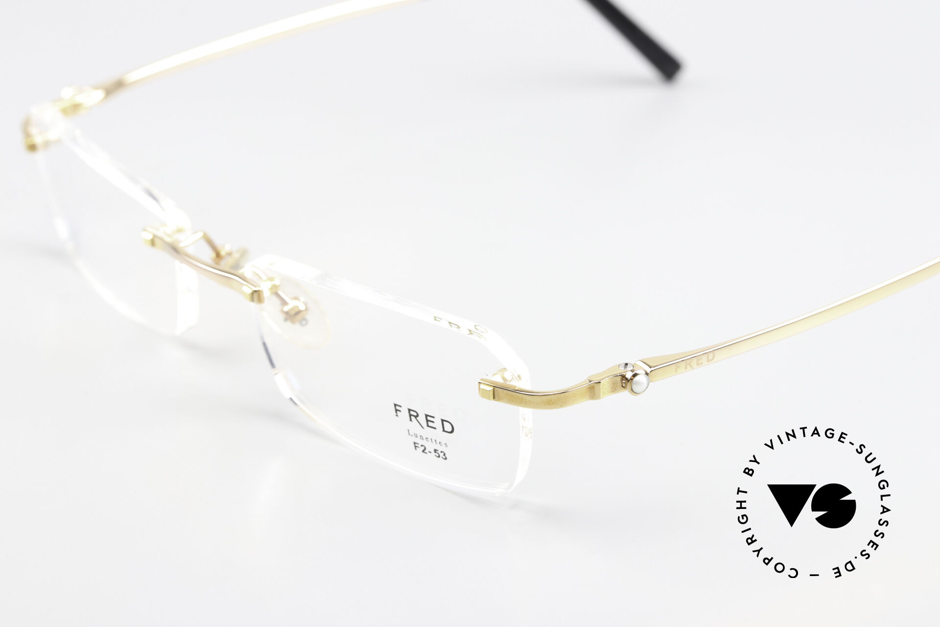 Glasses Fred Sainte-Lucie Genuine Pearl On The Frame
